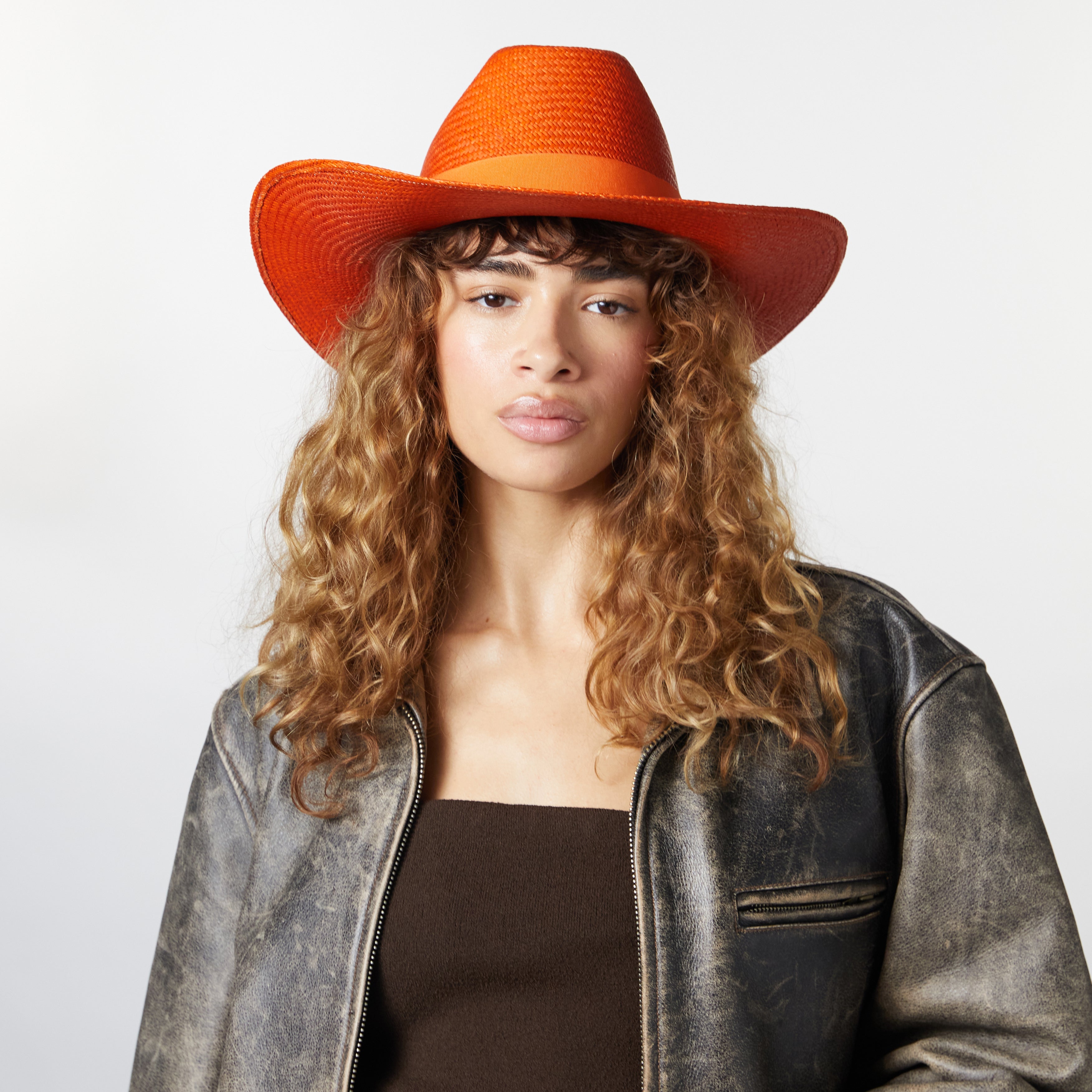 Cleo – Cafe Society